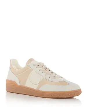Valentino Garavani Suede Low Top Sneakers - Ivory