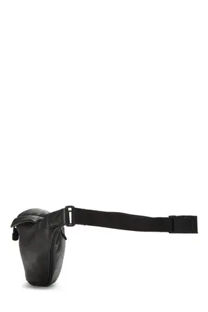 LOUIS VUITTON Monogram Shadow Discovery Bumbag