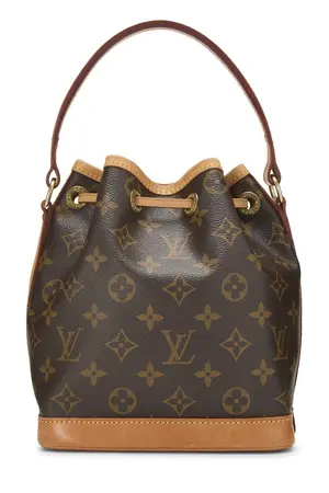 LOUIS VUITTON Monogram Noé Bucket Bag
