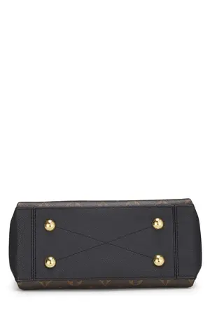 LOUIS VUITTON Monogram Canvas Surene - Black
