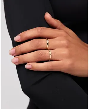 ANA LUISA Solid Yellow Gold Lab-grown Diamond Trillion Signet Ring - Gold/diamond