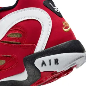 Nike Diamond Turf 2 Athletic Shoes - Red