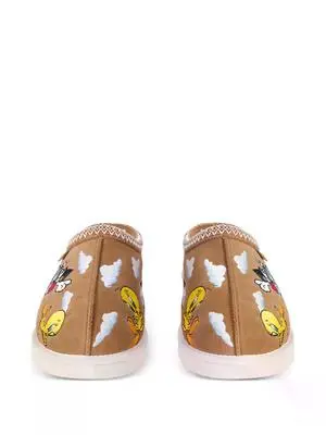 UGG X Looney Tunes Tasman Slippers - Brown