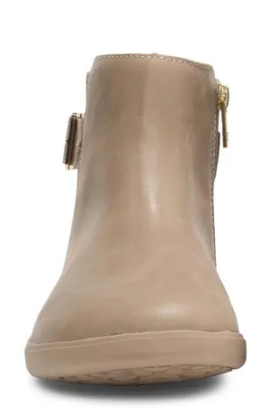 XERO SHOES Tari Ii Buckle Chelsea Boot