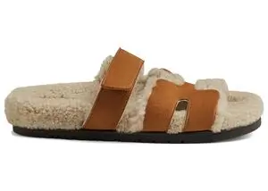 Hermès Chypre Shearling Sandals - Natural/écru