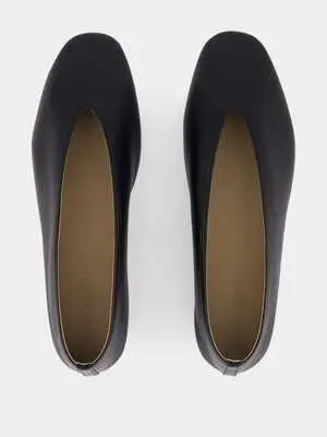 Le Monde Beryl Luna Leather Slipper - Black