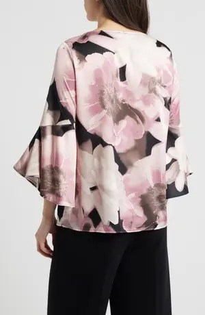 Anne Klein Floral-patterned Flare Cuff Top