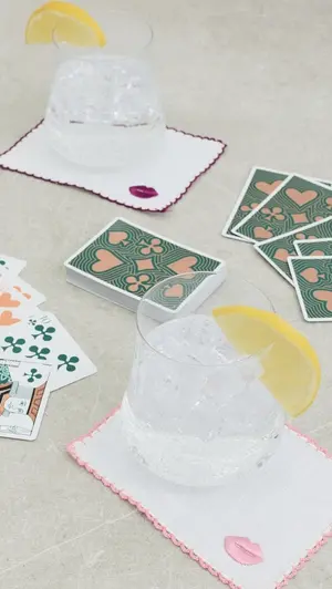 DEAR ANNABELLE Lipstick Kisses Cocktail Napkins Set