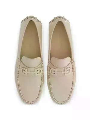 FERRAGAMO Gancini Plaque Leather Loafers