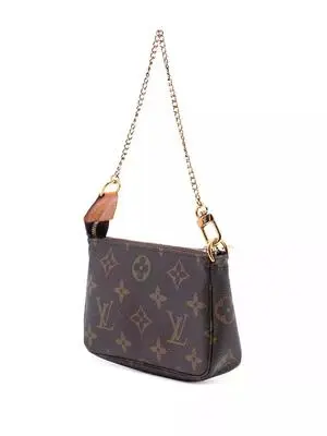 LOUIS VUITTON 2017 Monogram Mini Pochette Accessoires