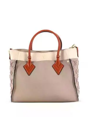 LOUIS VUITTON On My Side Monogram Tuffetage Leather Mm Tote Bag - Neutrals