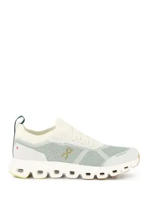 On Cloud Versa Sneaker