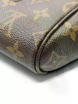 LOUIS VUITTON 2015 Monogram Chain Handbag - Brown