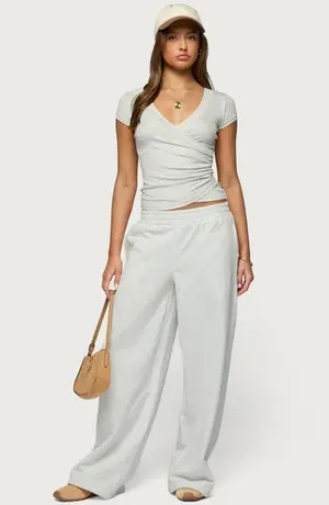 EDIKTED Jacie Wide Leg Sweatpants