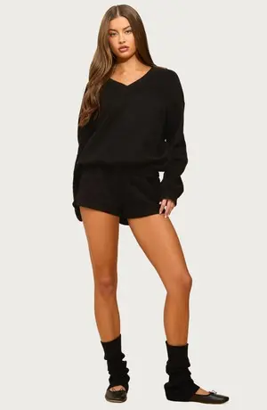 EDIKTED Bronte V-neck Sweatshirt - Black