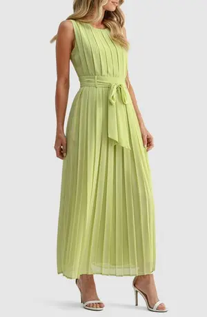 QUINCY MAE Pleated Belted Maxi Dress