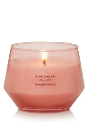 YANKEE CANDLE Pink Sands Studio Candle With Essential Oils