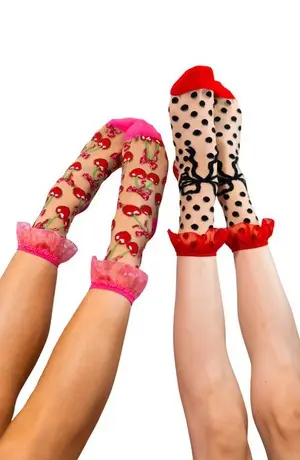 SOCK CANDY Classics Ruffle Sheer Crew Socks