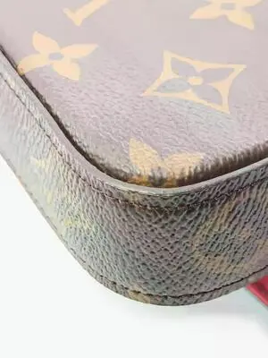 LOUIS VUITTON 2021 Felicie Monogram Chain Shoulder Bag - Brown