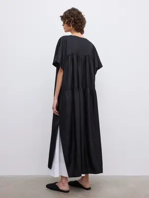 HOUSE OF DAGMAR Silk Kaftan - Black