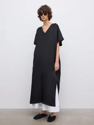 HOUSE OF DAGMAR Silk Kaftan - Black