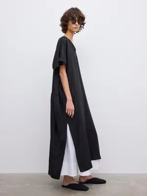 HOUSE OF DAGMAR Silk Kaftan - Black