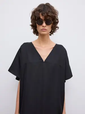 HOUSE OF DAGMAR Silk Kaftan - Black