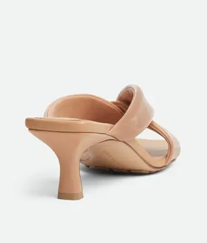 Bottega Veneta Riva Kitten-heel Mule - Cipria