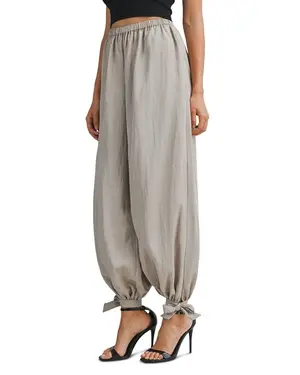 LUVEE Balloon Pants - Light Mocha