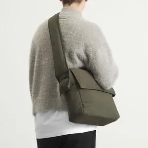 ÖLEND Querida Soft Crossbody Bag