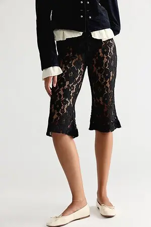 HIGH HEEL JUNGLE Isla Lace Capri - Black