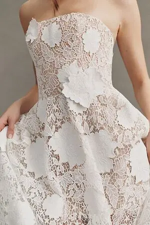 HELSI Cassandra Strapless Lace Midi Dress
