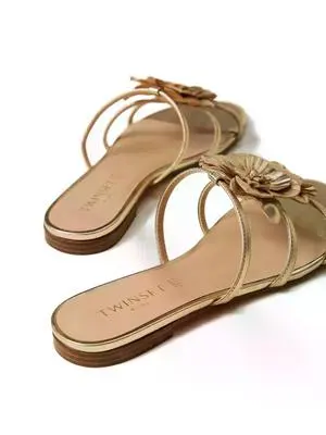 TWINSET Flat Leather Sandals With Floral Embellishment - Gold