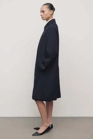 THE ROW Dayton Relaxed Wool Gabardine Coat - Dark Navy