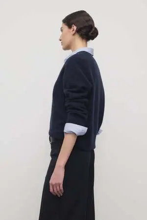 THE ROW Numi V-neck Cashmere Sweater