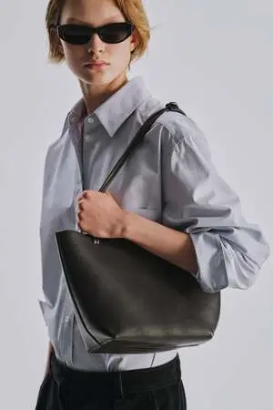 THE ROW Medium Park Tote Bag - Walnut Shadow