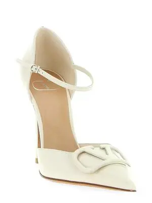 Valentino Garavani Vlogo Signature Leather Pumps - Neutrals