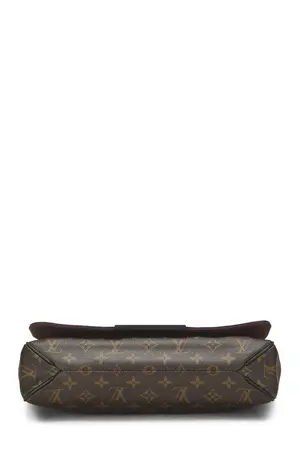 LOUIS VUITTON Monogram Macassar District