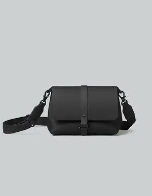 GASTON LUGA Spläsh Crossbody Bag - Black