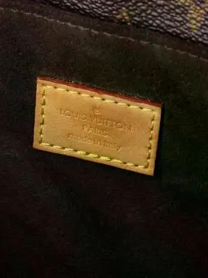 LOUIS VUITTON Pochette Metis Monogram Canvas - Brown