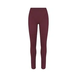 NIKESKIMS Matte High-waisted V-line 26" Leggings 'currant - Red
