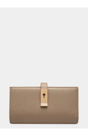 Bally Lock Me Long Wallet In Leather - Brown