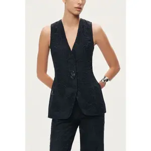 NOCTURNE Textured Tailored Vest - Black