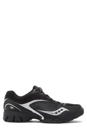 Saucony Progrid V2 Sneaker - Black/silver