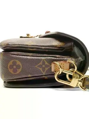 LOUIS VUITTON 2021 Monogram Chain Shoulder Bag