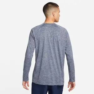 Nike Hydroguard Essential Top