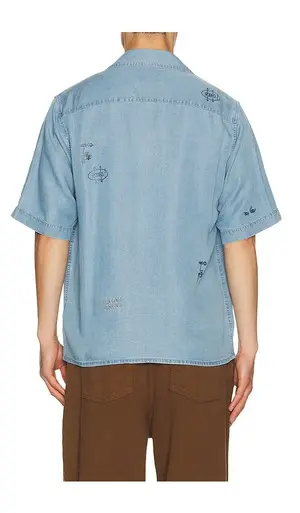 Scotch & Soda Basquiat Relaxed Fit Short Sleeved Shirt In Washed Indigo In Blue