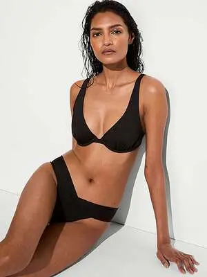 Victoria's Secret Swim Essential Lightly Lined Plunge Bikini Top - Black