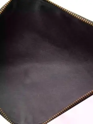 LOUIS VUITTON 2000 Epi Pochette Accessoires - Black