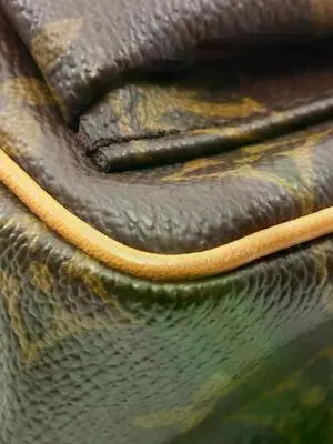LOUIS VUITTON 2004 Monogram Viva Cite Pm